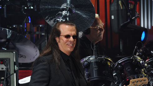 Bob Birch, basák Eltona Johna, zemřel. Pravděpodobně se zastřelil ...